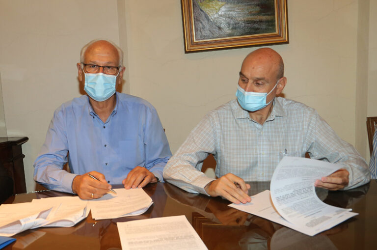 ΥΠΕΓΡΑΦΗ Η ΣΥΜΒΑΣΗ ΓΙΑ ΤΟ MASTER PLAN ΤΗΣ ΔΕΥΑΛ – Συμπαράταξη Λαρισαίων